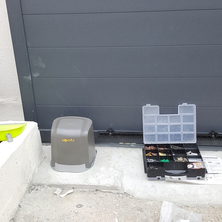 Pose Moteur Portail Coulissant Somfy